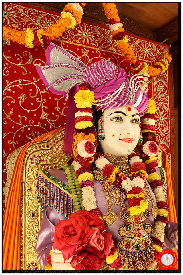 Daily Darshan | swaminarayan.faith