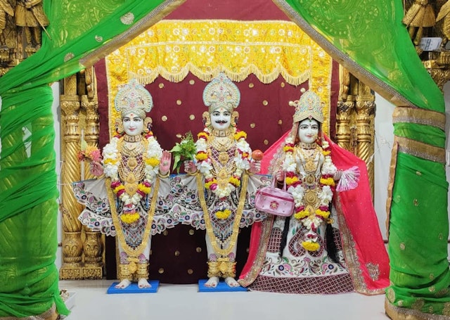 Daily Darshan | swaminarayan.faith